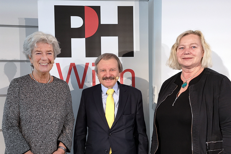 Dr.in Heide Schmidt spricht über ihre politischen Erfahrungen von 1987 ...